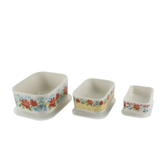 The Pioneer Woman | Kitchen | Pioneer Woman Spring Bouquet Nesting ...